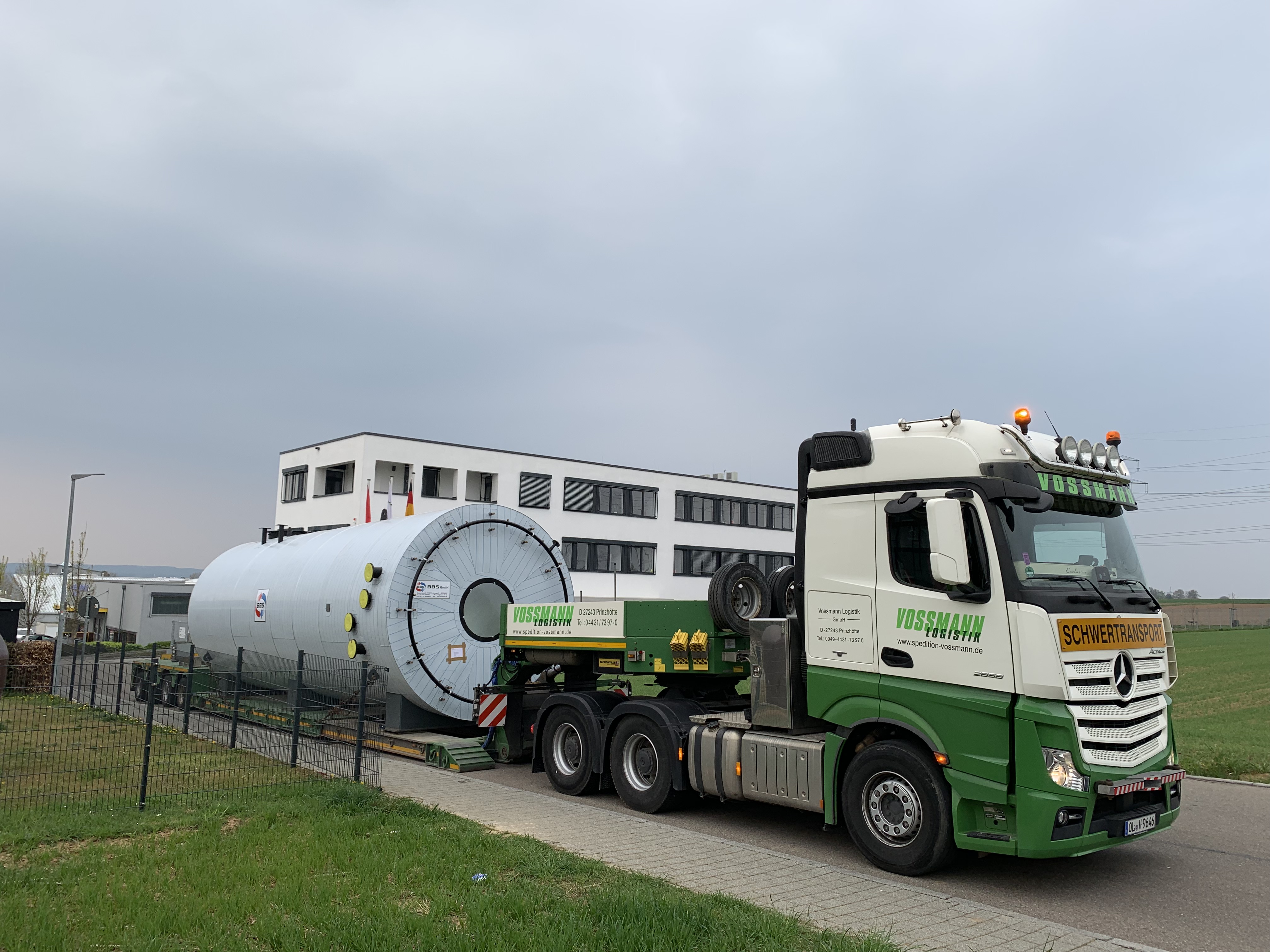 thermo-oil boilers in offshore design HG 12.000 - BBS GmbH